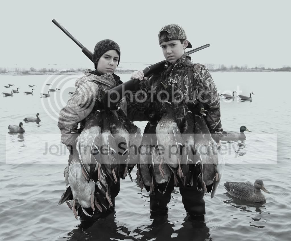 Duck Hunting WA - Young Guns Tame Cornfed Greenheads | Bloodydecks